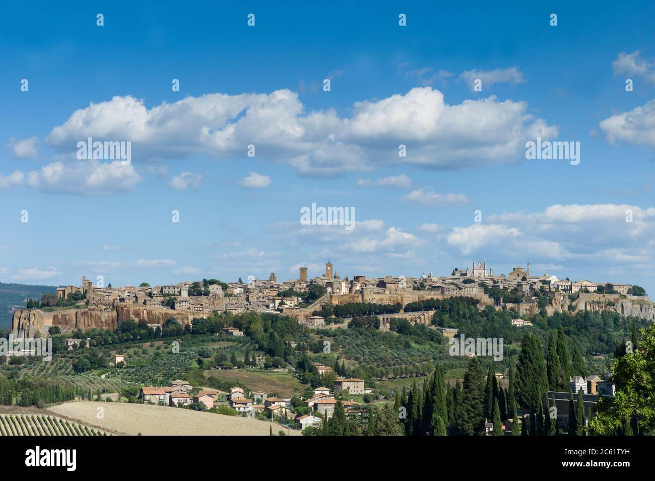 Duomo of orvieto aerial hi-res stock photography and images - Alamy