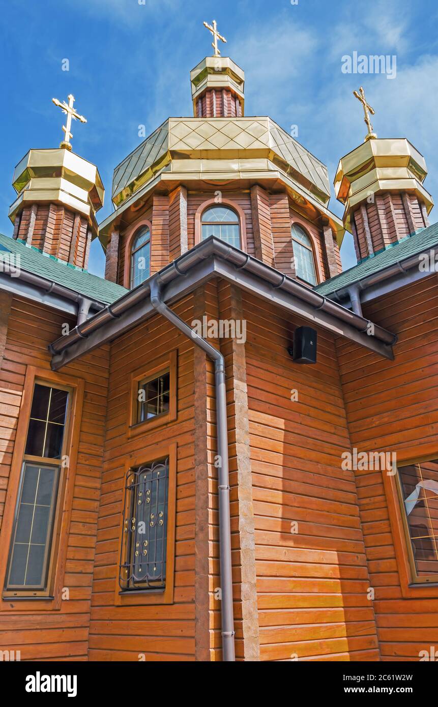 Three log church hi-res stock photography and images - Alamy
