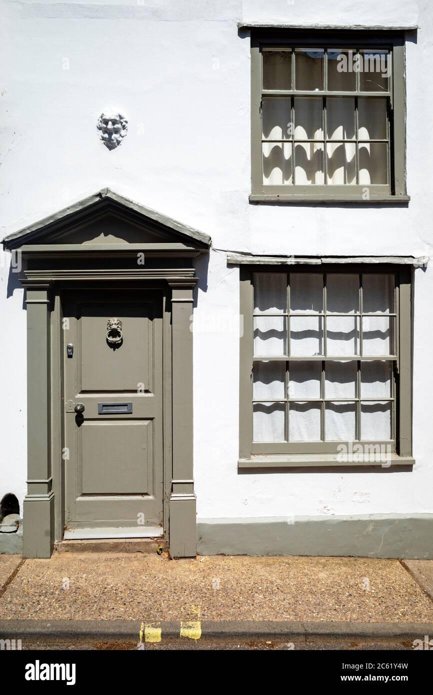 Grey painted house hi-res stock photography and images - Alamy