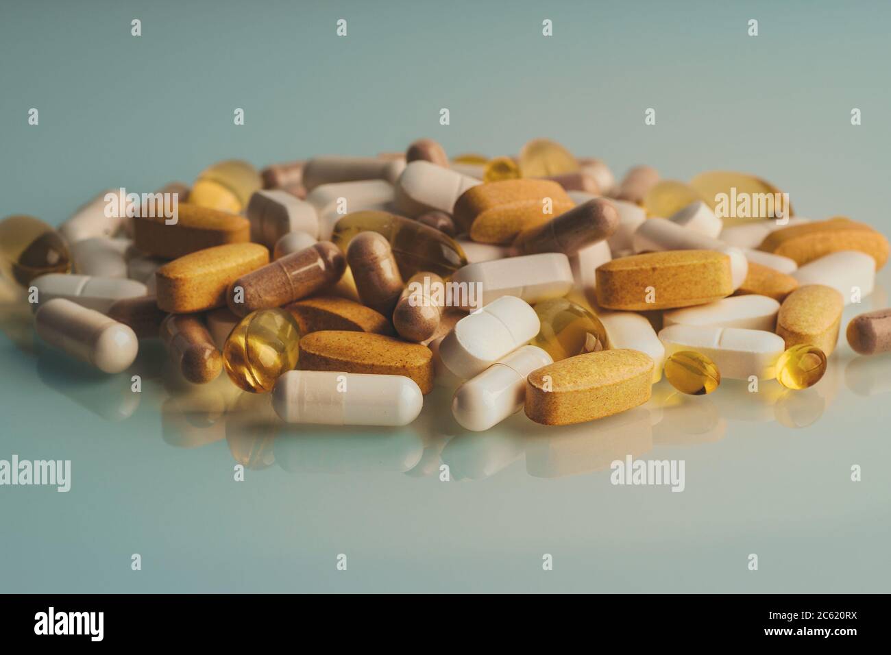 Dosage table hi-res stock photography and images - Alamy