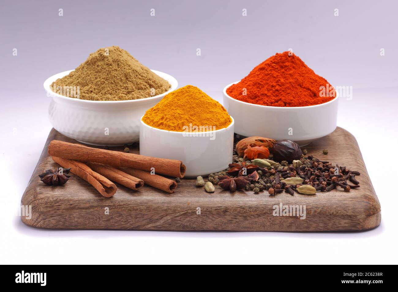 Dried Spices Black pepper,Green pepper,Mace or Javiithri flower,Nutmeg ...