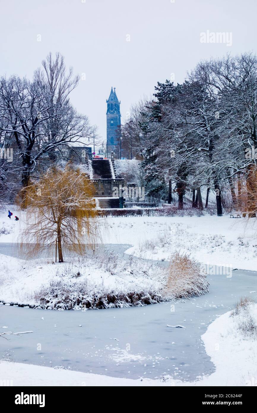 Winter park in snow Stock Photo - Alamy