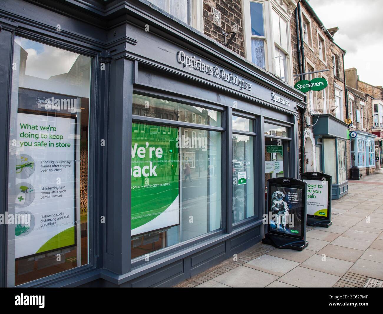 Specsavers opticians hi-res stock photography and images - Alamy