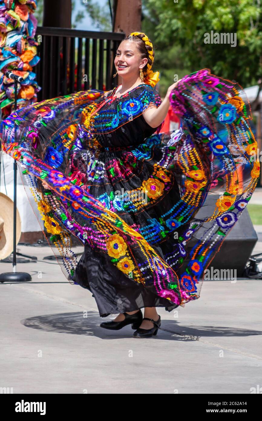 Mexican dancer, 16 de Septiembre, Mexican Independence Day Celebration ...