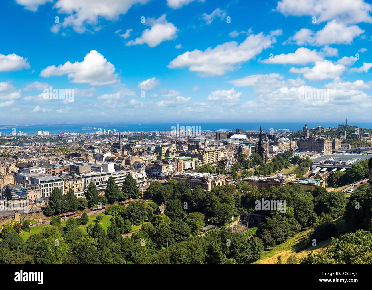 Panoramic aerial view of Edinburgh in a beautiful summer day, Scotland ...