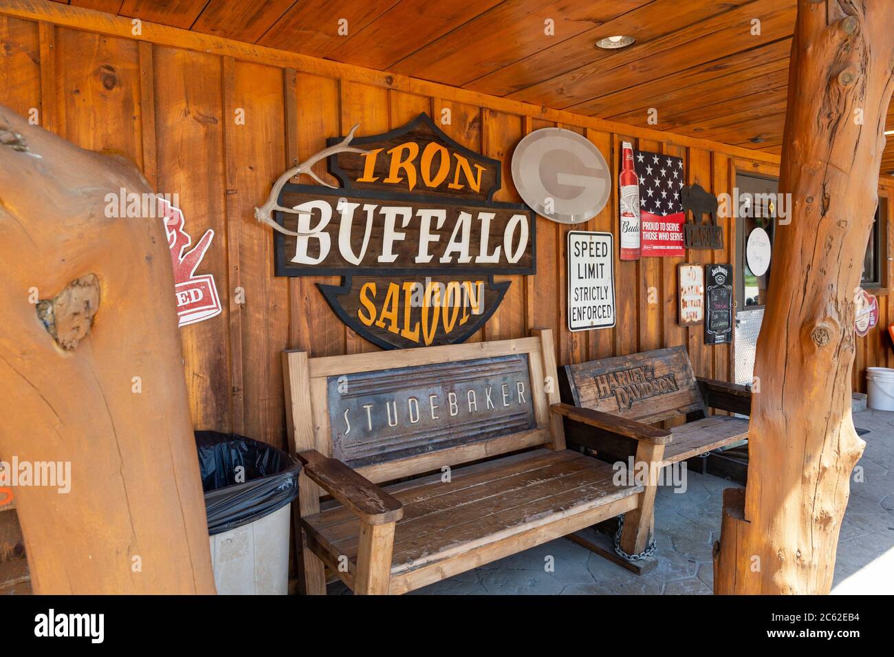 Smiley log hi-res stock photography and images - Alamy