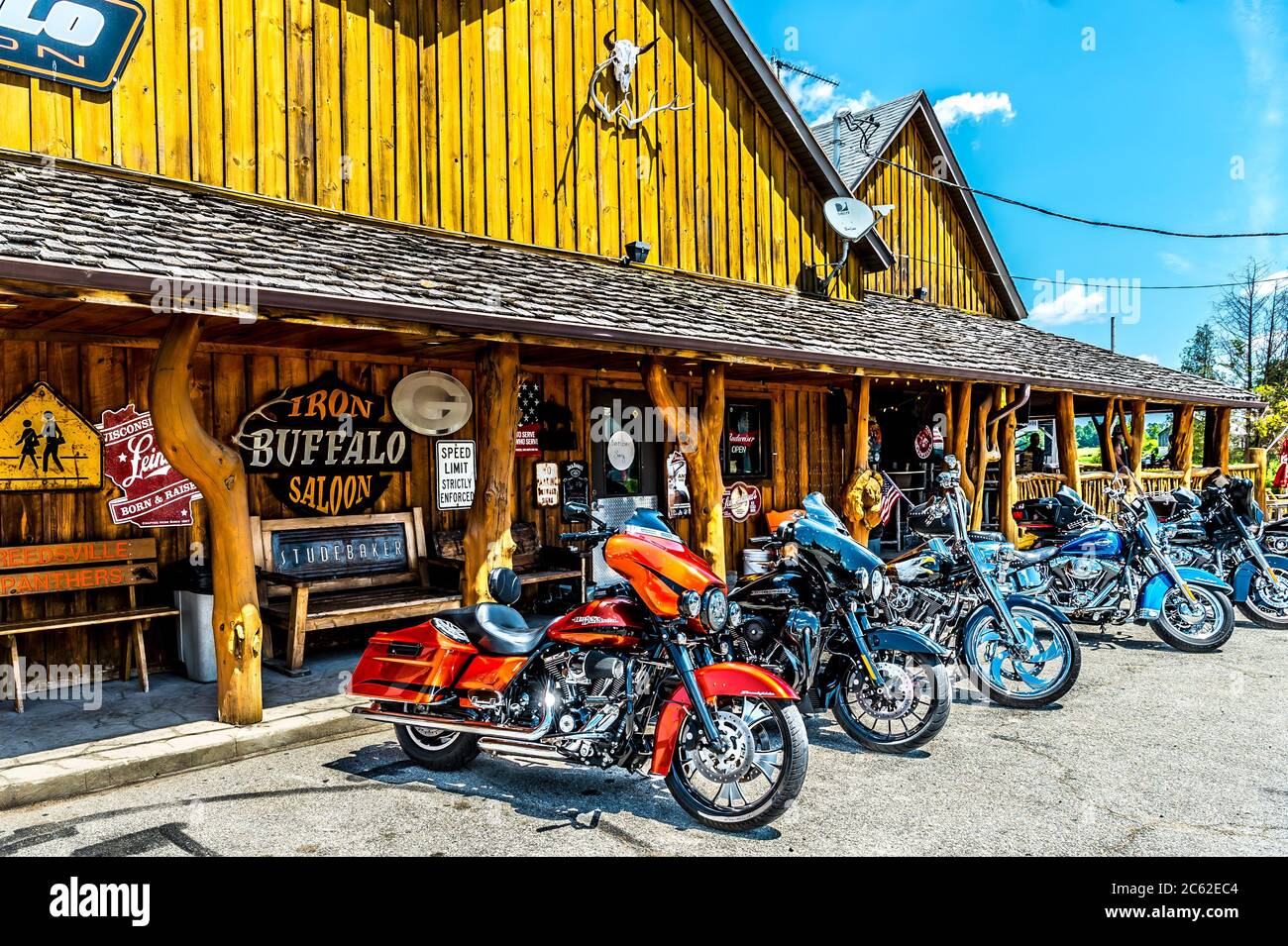 Smiley log hi-res stock photography and images - Alamy