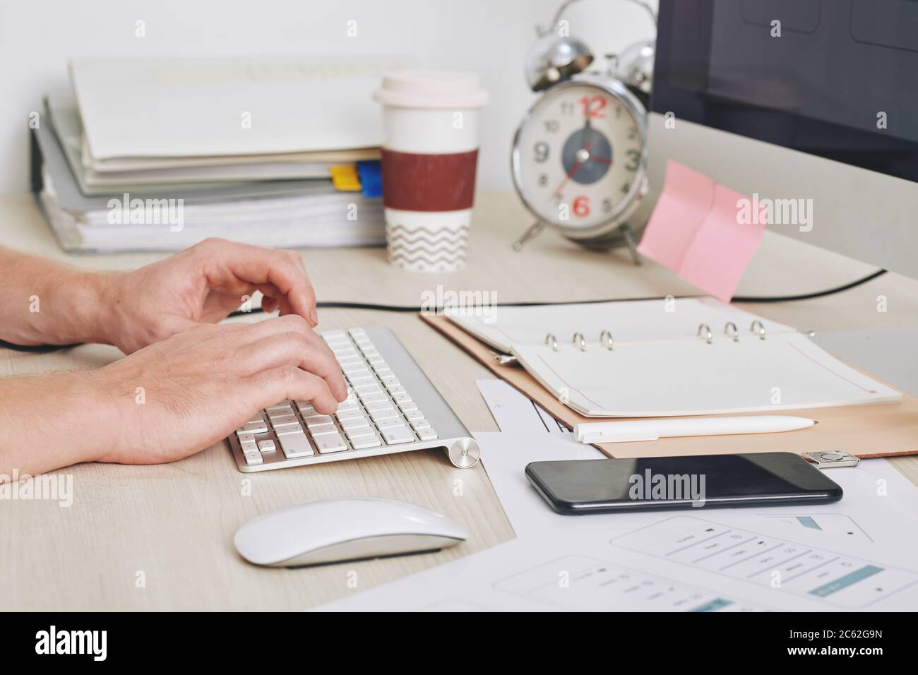 Person computer stack data hi-res stock photography and images - Alamy