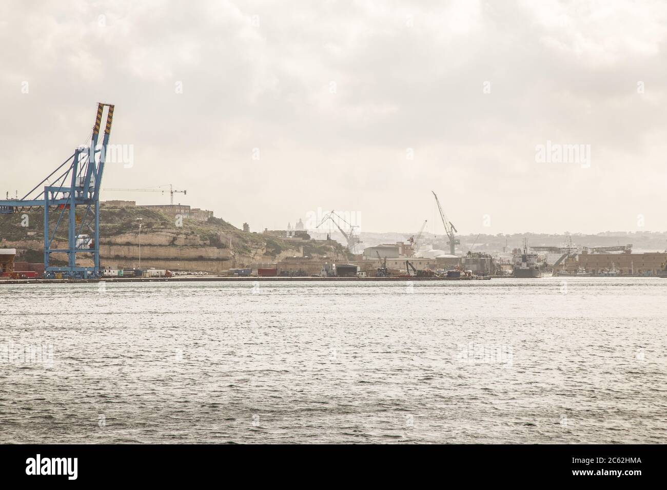 ship dockyard at malta in the grand harbour Stock Photo - Alamy