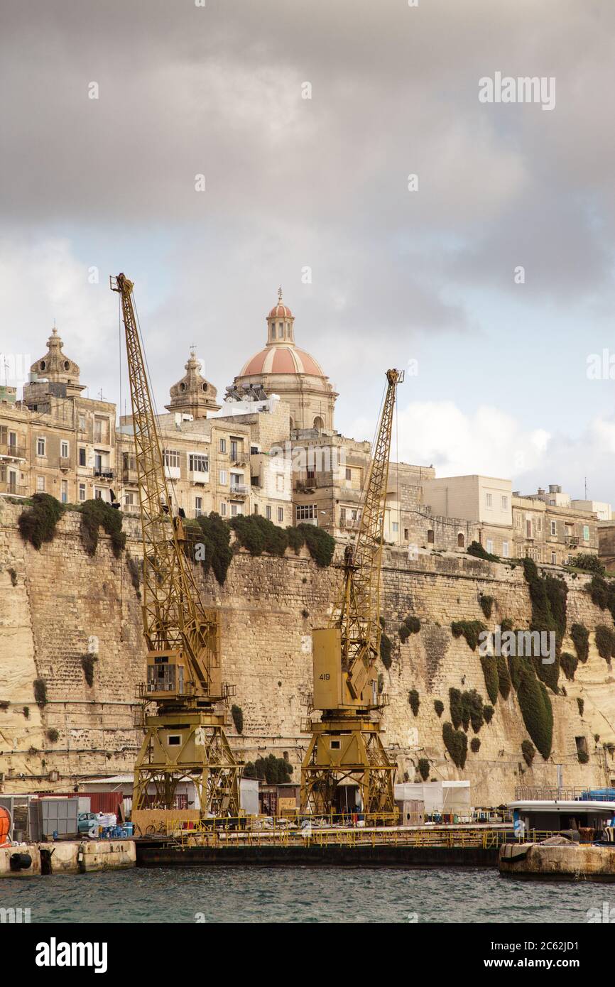 ship dockyard at malta in the grand harbour Stock Photo - Alamy