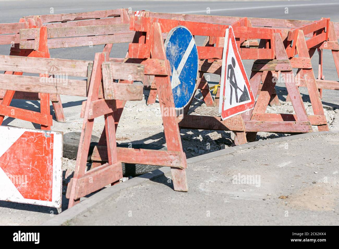 Road construction signs hi-res stock photography and images - Alamy