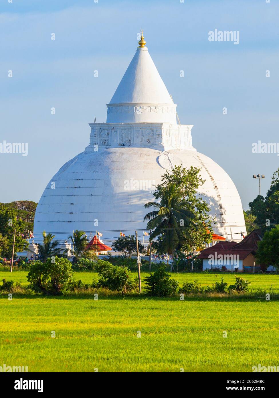 Tissamaharama Raja Maha Vihara is a Buddhist stupa and temple in ...