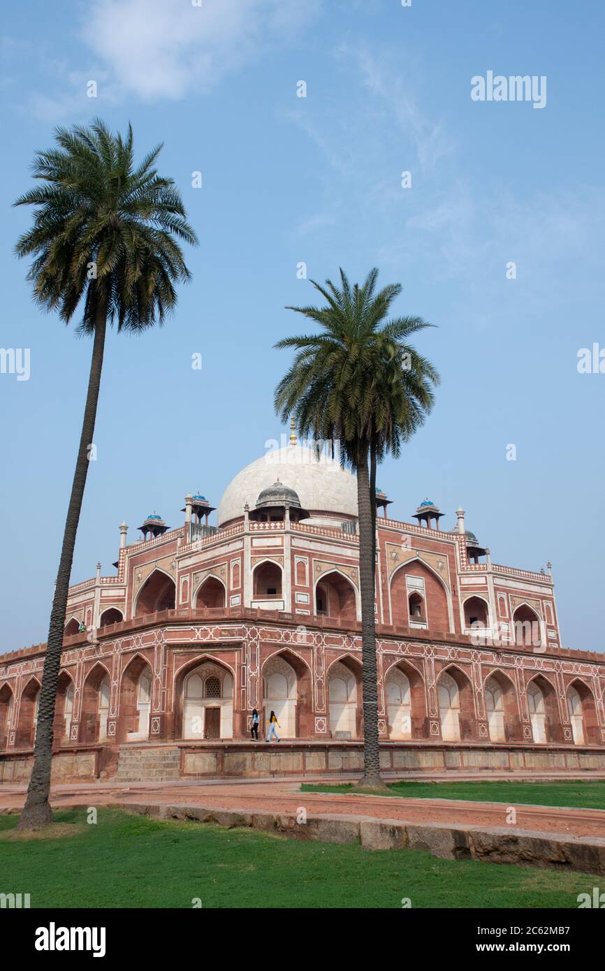 India, Delhi. Humayun's Tomb aka Maqbara-i Humayun, tomb of Mughal ...