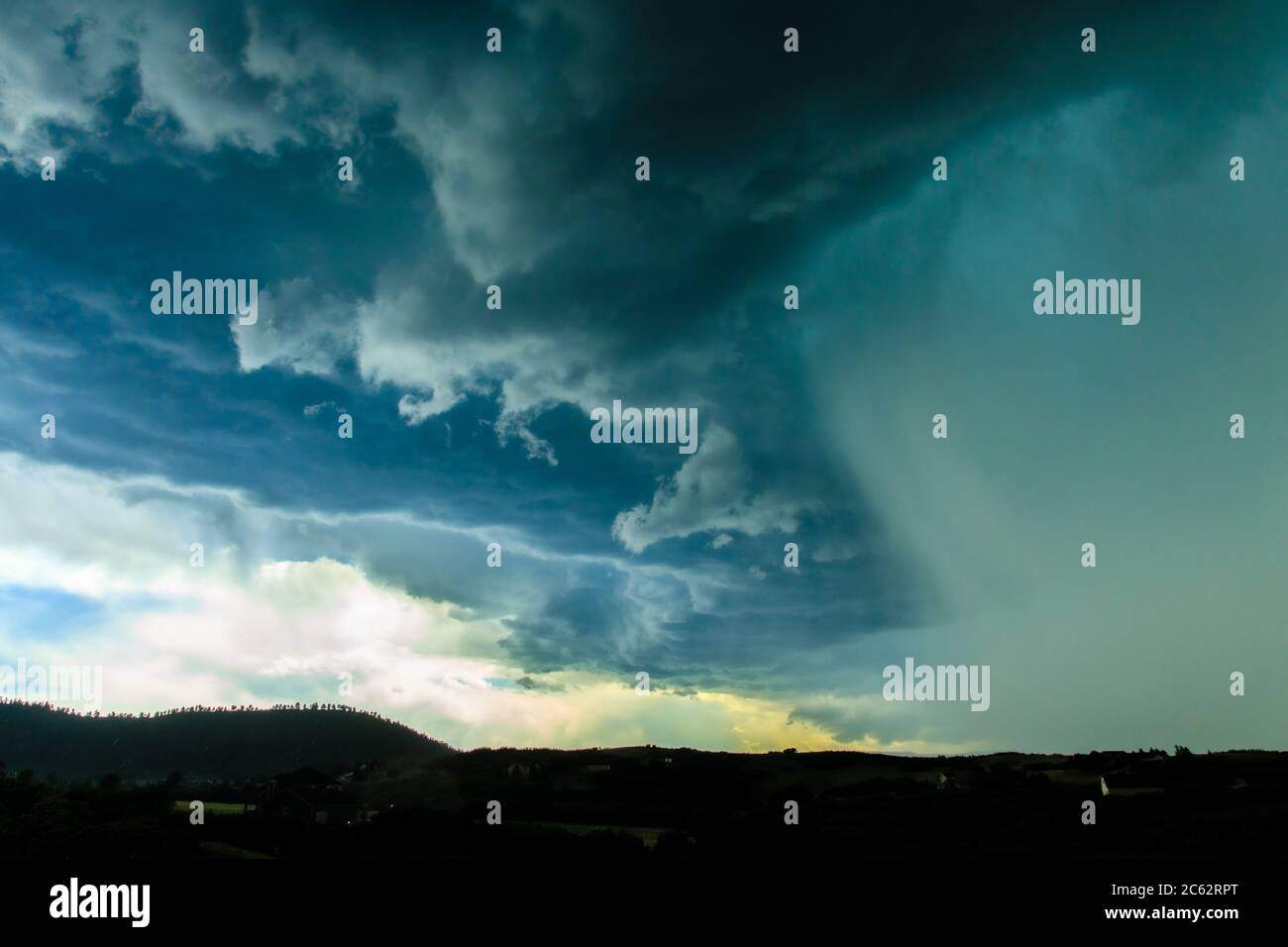 Colorado Thunderstorm Cloud Stock Photo - Alamy