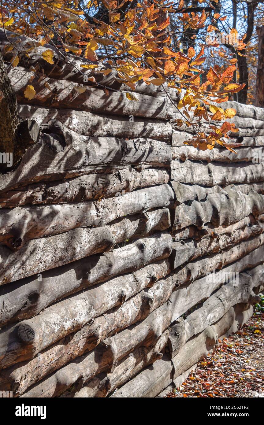 Rustic logs fence hi-res stock photography and images - Alamy
