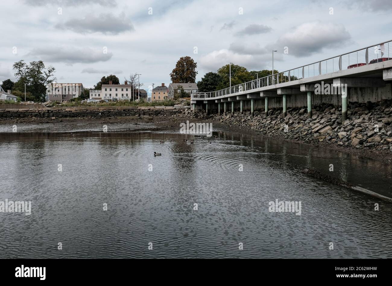 Newly installed tidal jetty seen in a major US harbour Stock Photo - Alamy