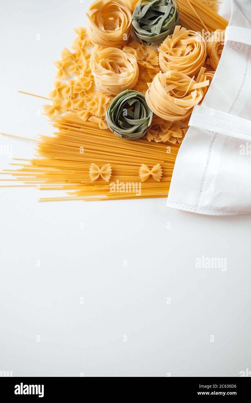 Varieties of Italian pasta Stock Photo - Alamy