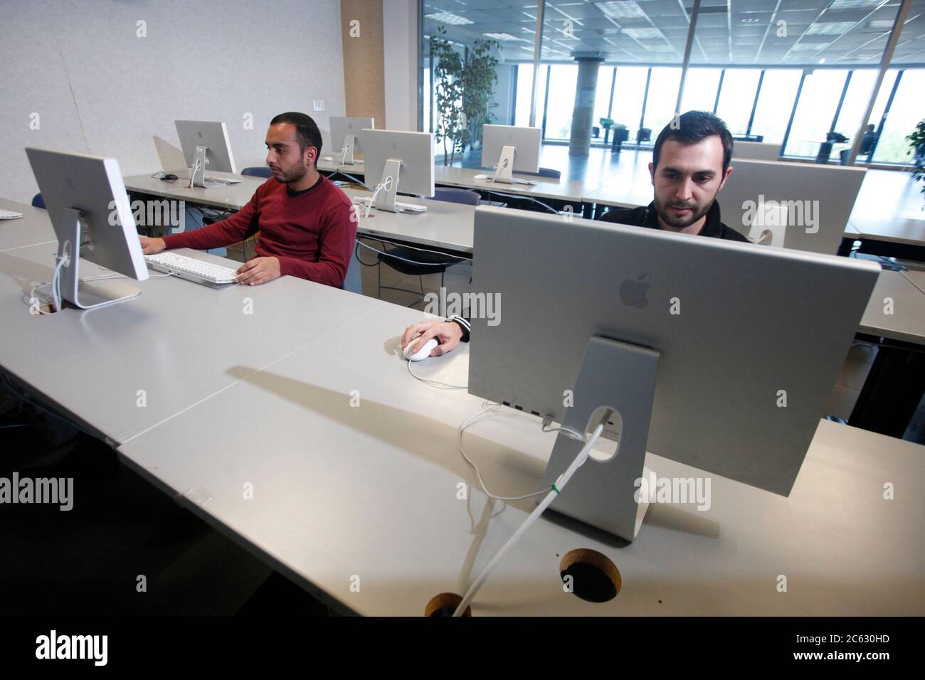 Computadora de la escuela hi-res stock photography and images - Alamy