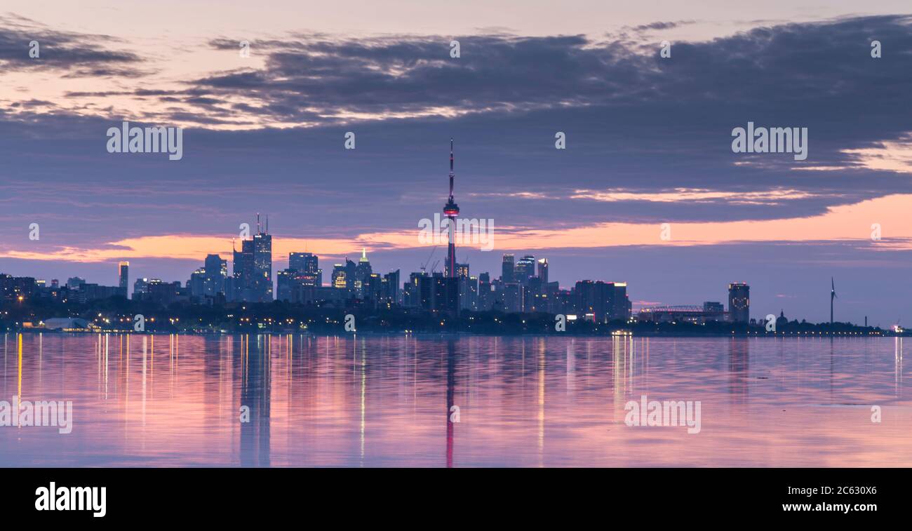Downtown skyline at sunrise hi-res stock photography and images - Alamy