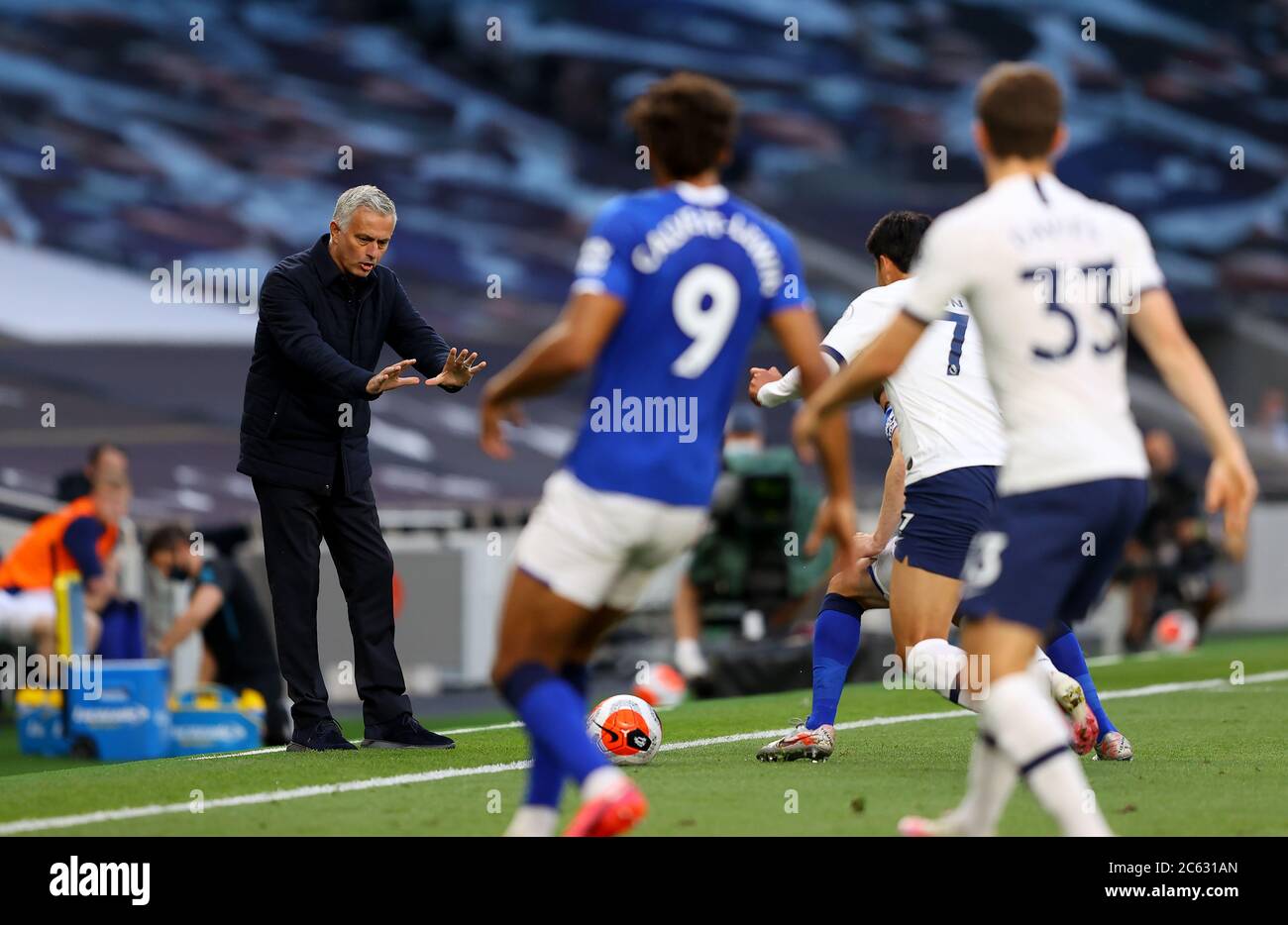 Tottenham Hotspur manager Jose Mourinho on the touchline during the ...