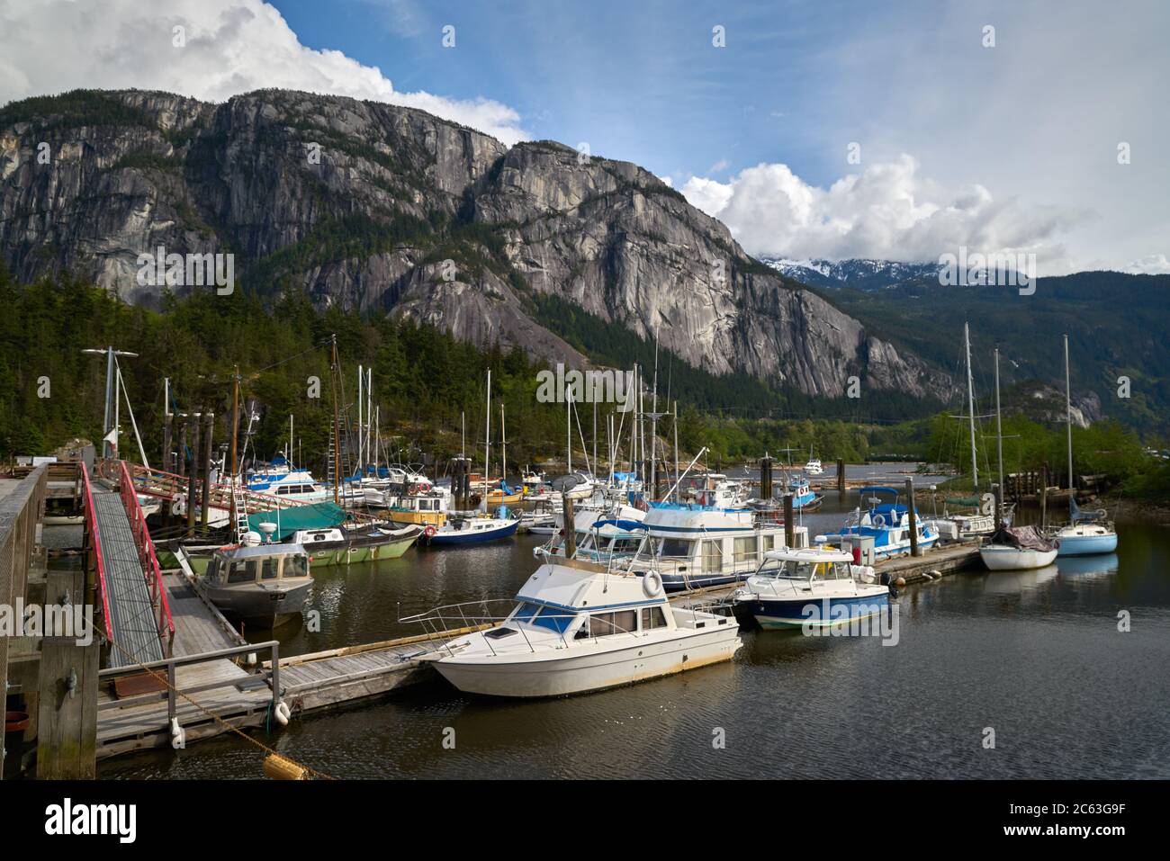 Chief mountain hi-res stock photography and images - Alamy