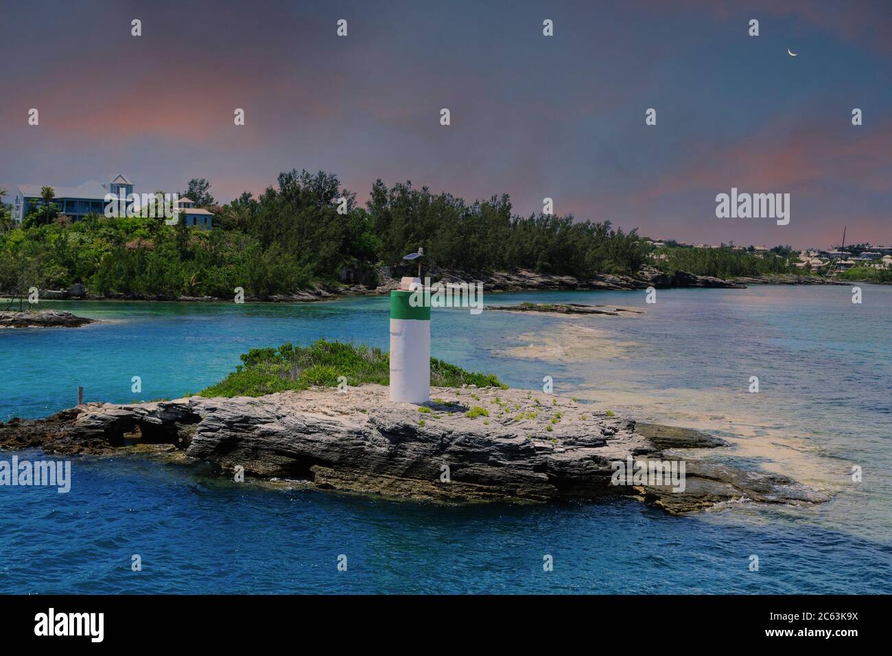 White beacon hi-res stock photography and images - Alamy