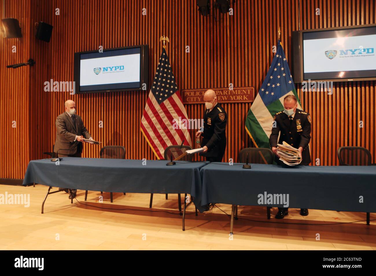 Chief of crime control strategies hi-res stock photography and images - Alamy