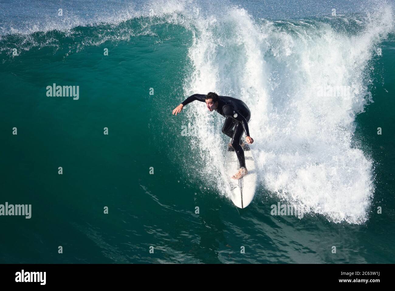 Male surfer wave wetsuit hi-res stock photography and images - Alamy