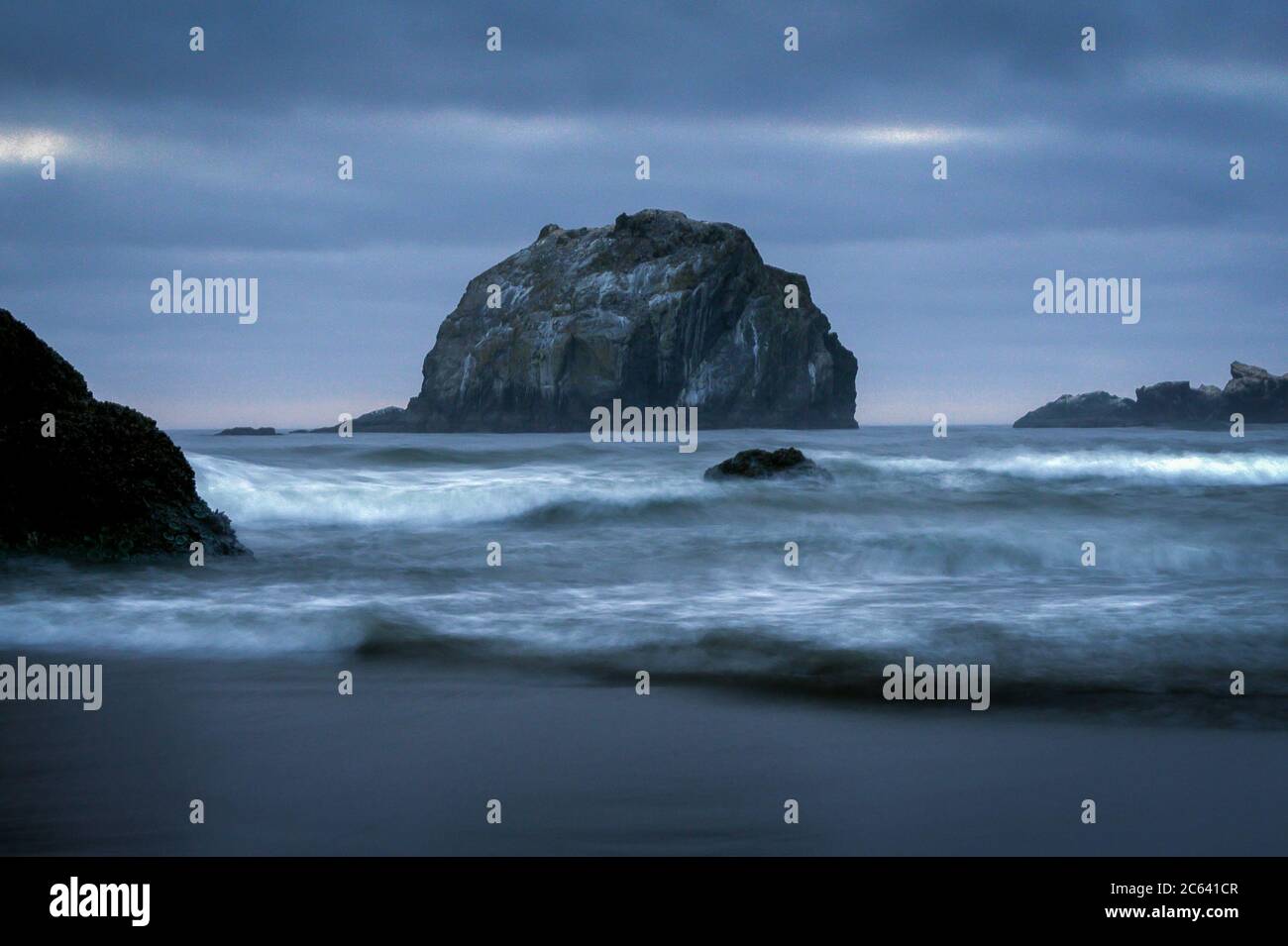 Legend rock state hi-res stock photography and images - Alamy