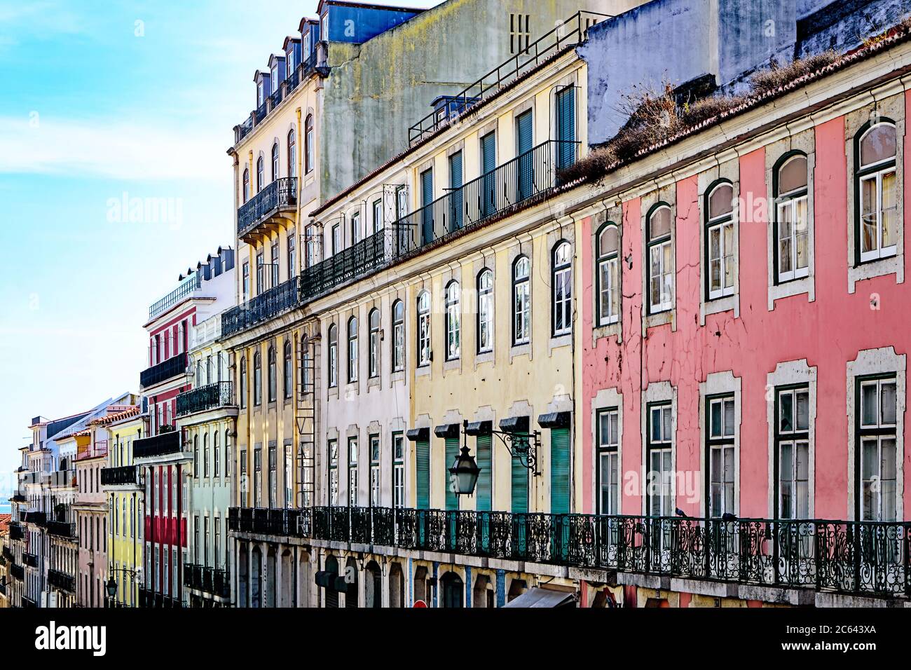 Colorful portuguese buildings hi-res stock photography and images - Alamy