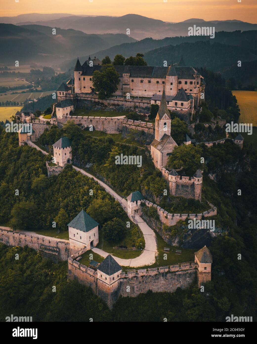 Hochosterwitz castle hi-res stock photography and images - Alamy