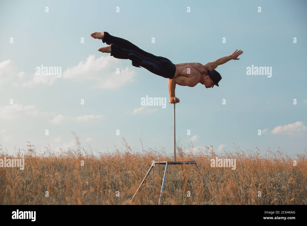 Acro gym hi-res stock photography and images - Alamy