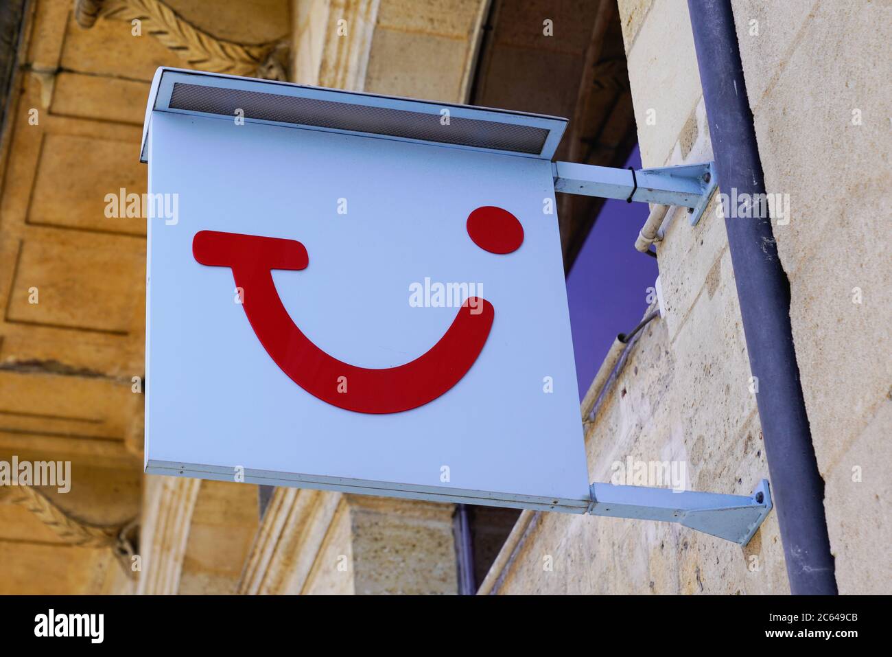 Tui logo hi-res stock photography and images - Alamy