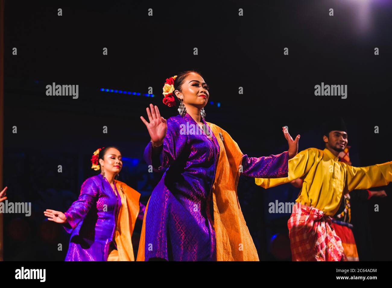 A Sarawakian Traditional dance by Sarawakian Malay people in Sarawak ...