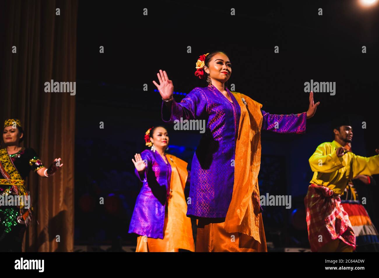 A Sarawakian Traditional dance by Sarawakian Malay people in Sarawak ...