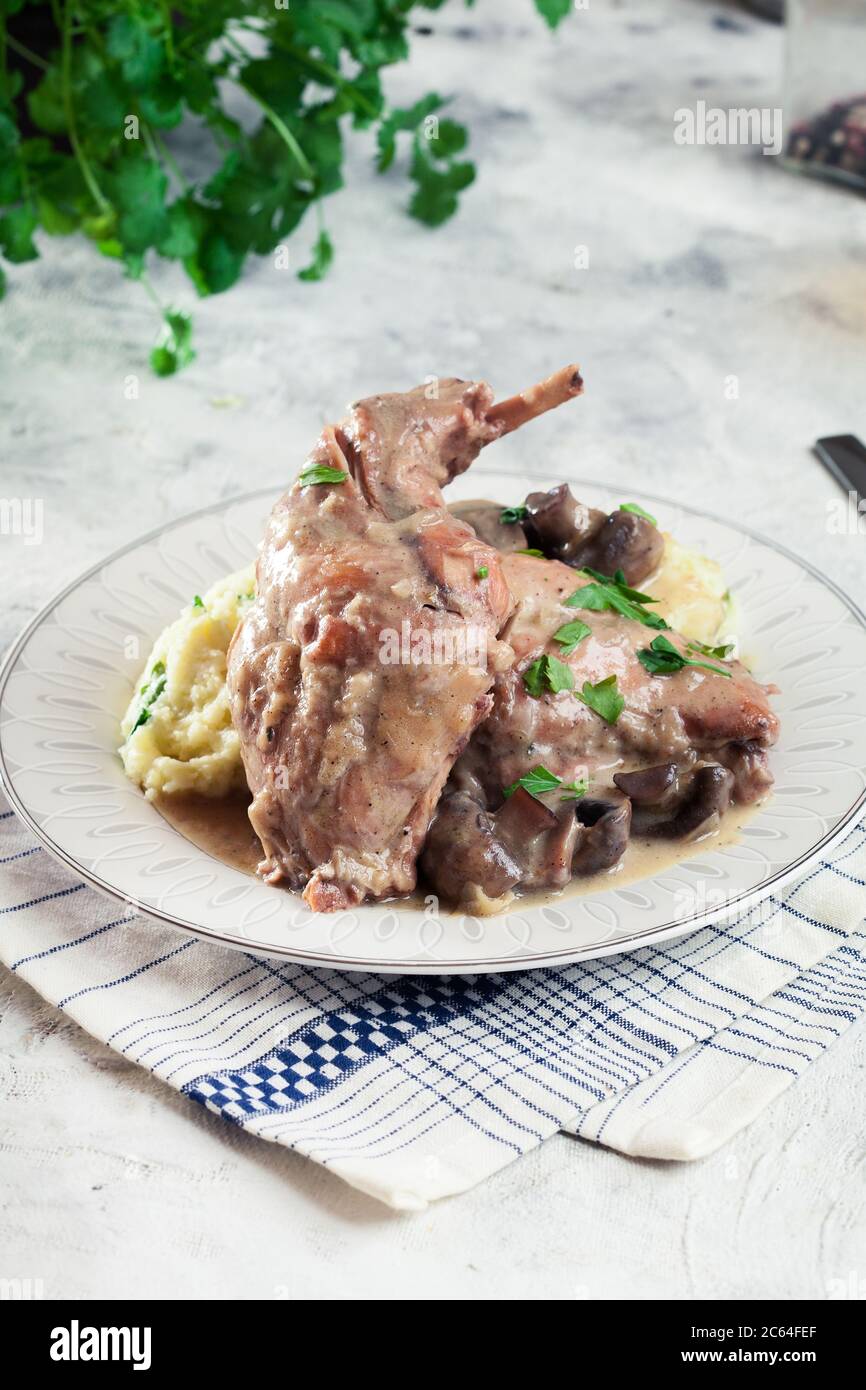 Rabbit legs hi-res stock photography and images - Alamy