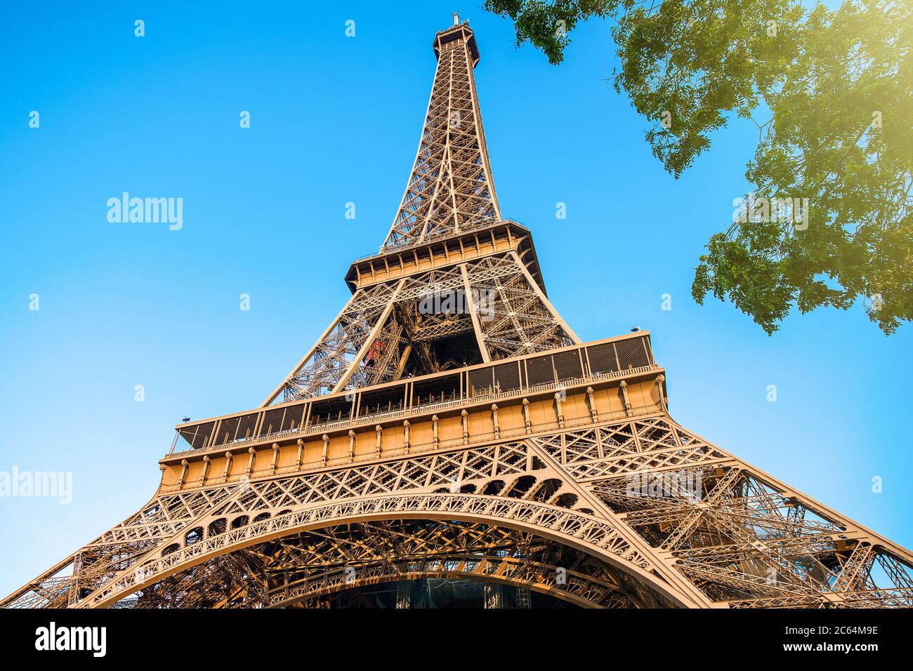 Eiffel tower bottom detail hi-res stock photography and images - Alamy