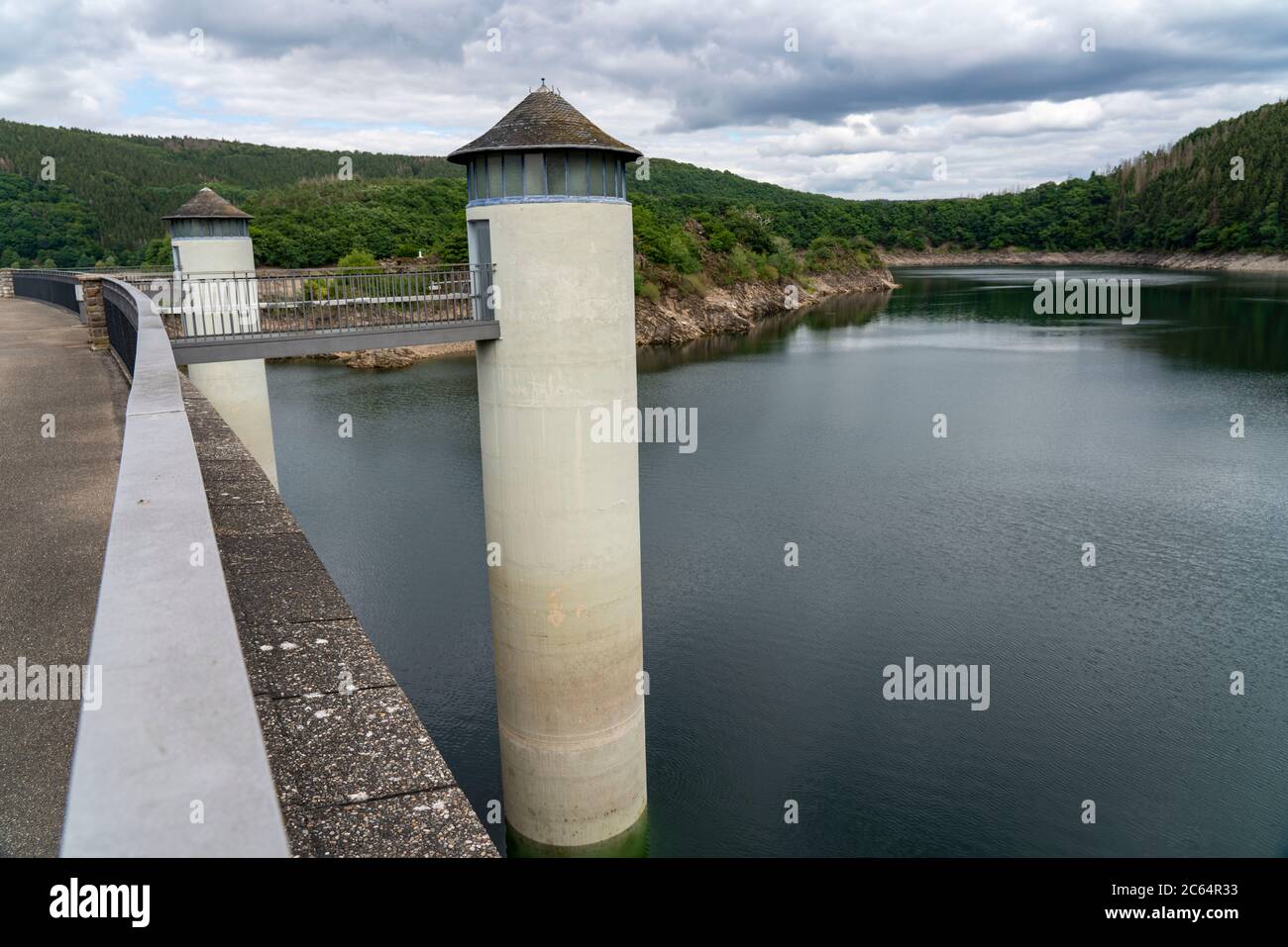 Reservoir outlet tower hi-res stock photography and images - Alamy