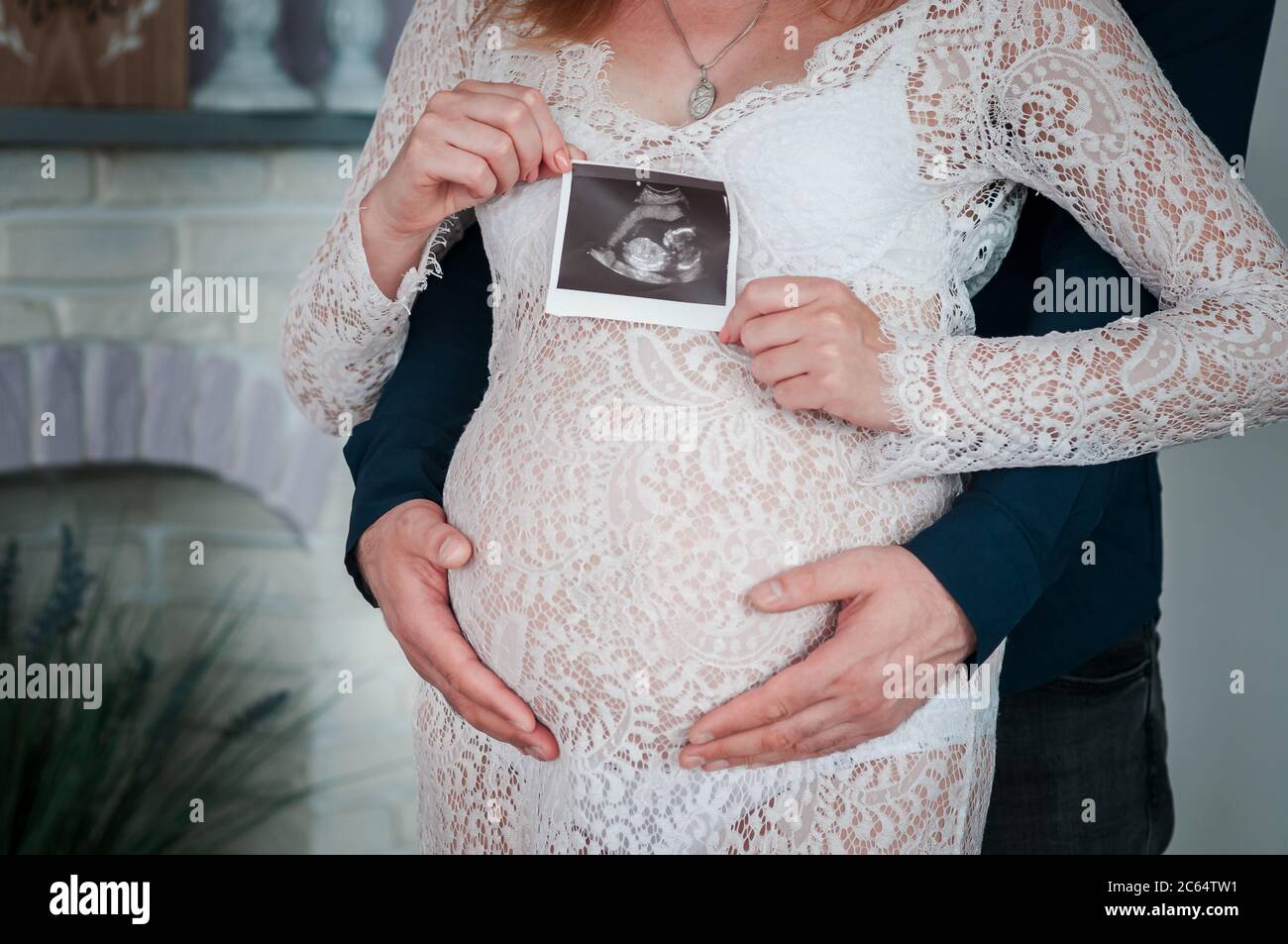 Ultrasound scan female pregnant hi-res stock photography and images - Alamy