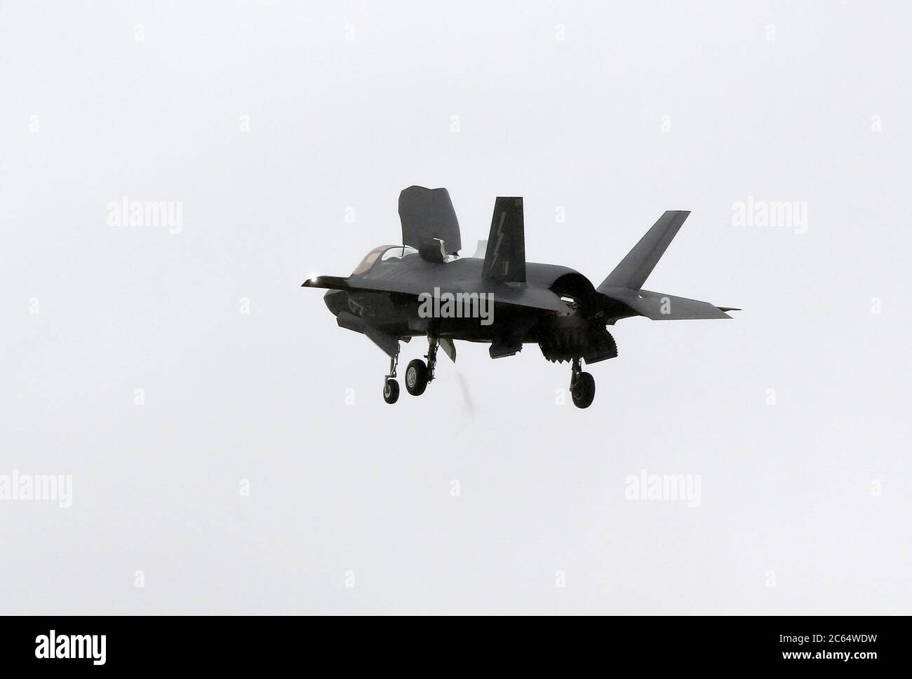 Royal Air Force F-35B Lighting on Final Approach to Landing at RAF ...