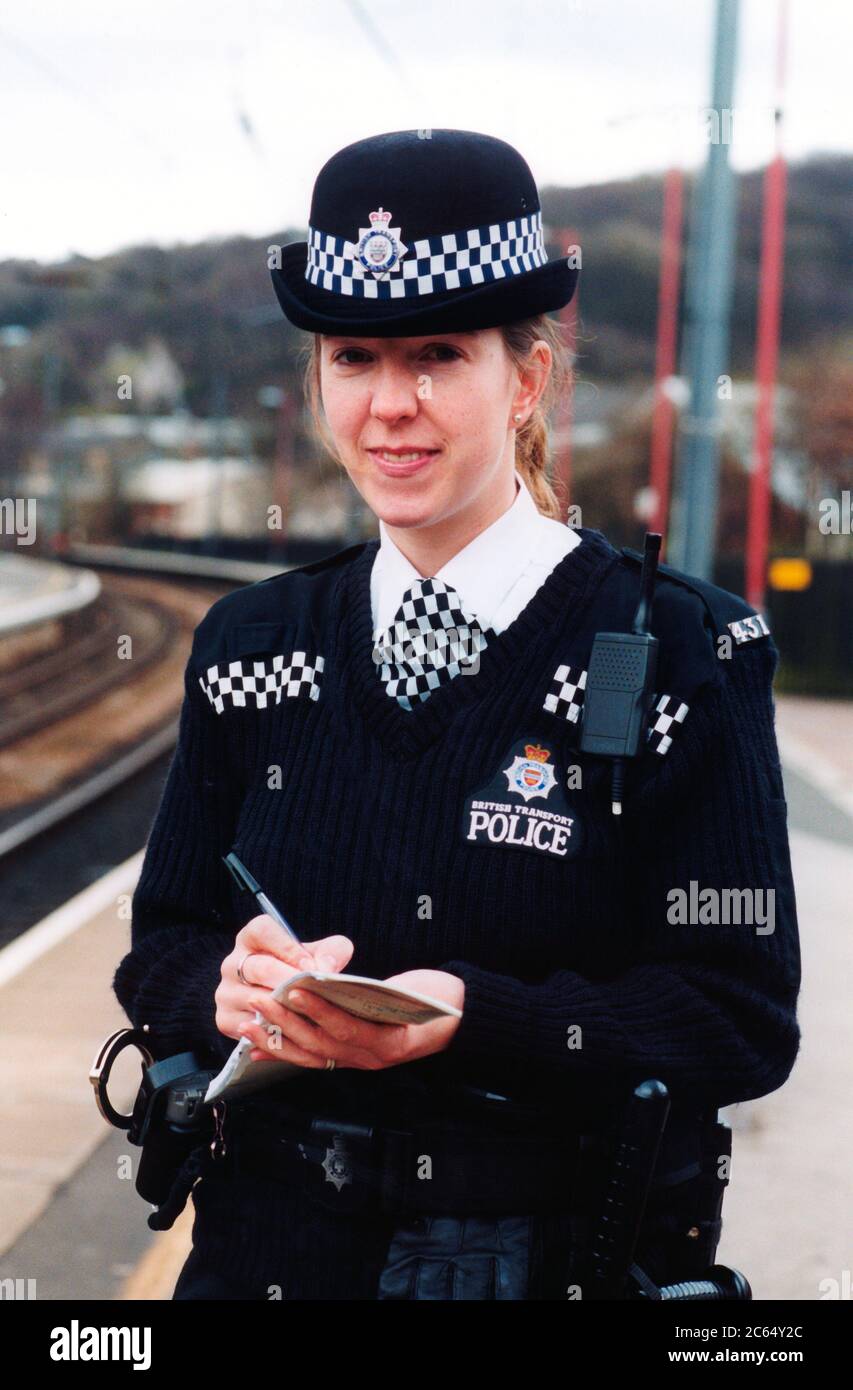 British transport police officer hi-res stock photography and images ...