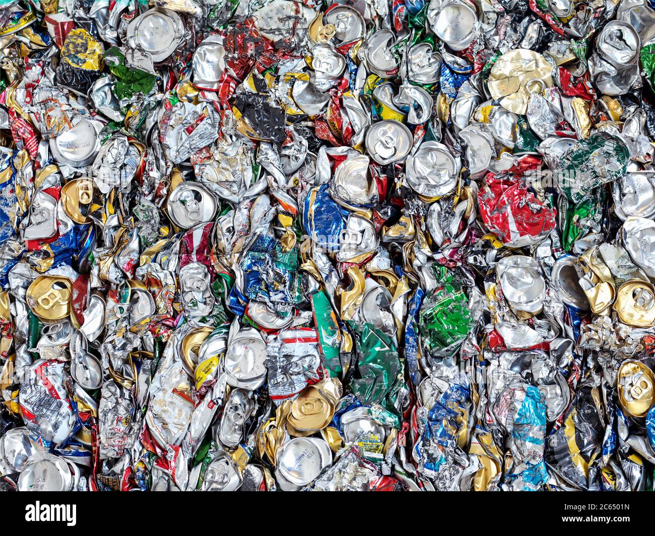 Waste aluminum hi-res stock photography and images - Alamy