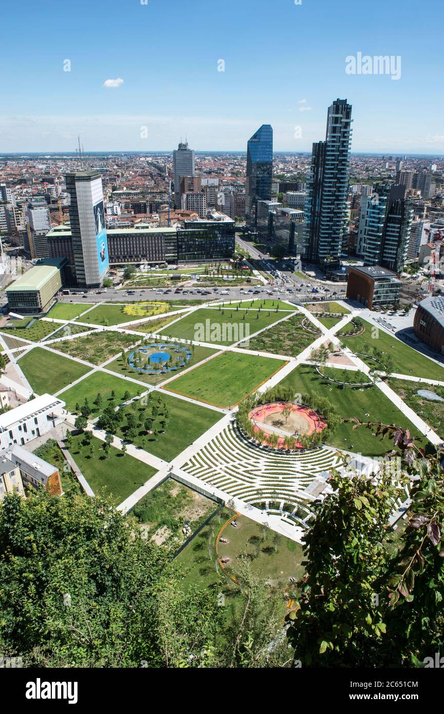 Parco biblioteca degli alberi milano bam hi-res stock photography and ...
