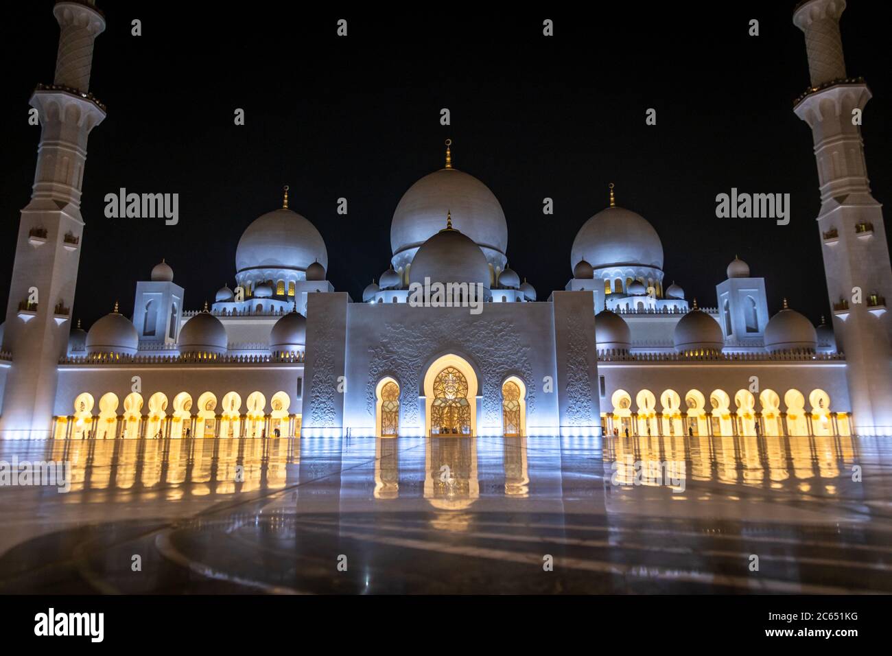 Masjid sheikh zayed hi-res stock photography and images - Alamy