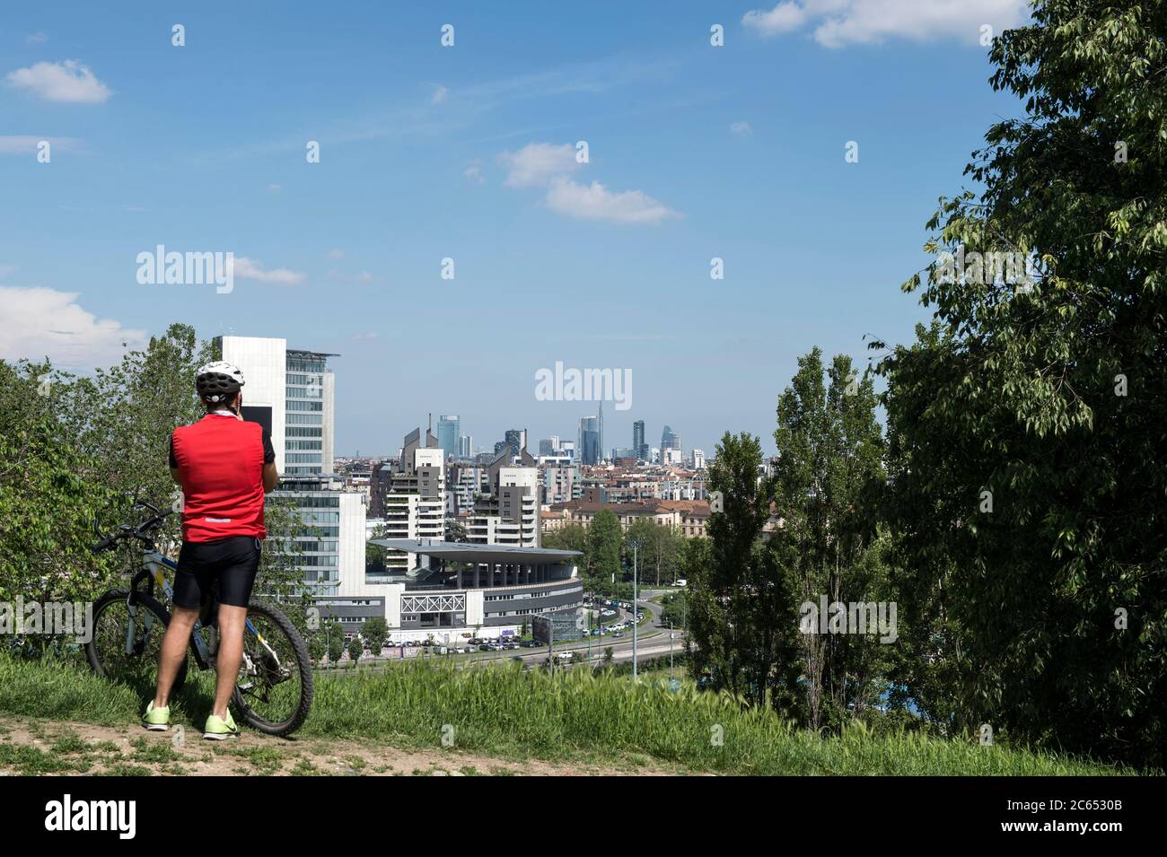 Monte stella milano hi-res stock photography and images - Alamy