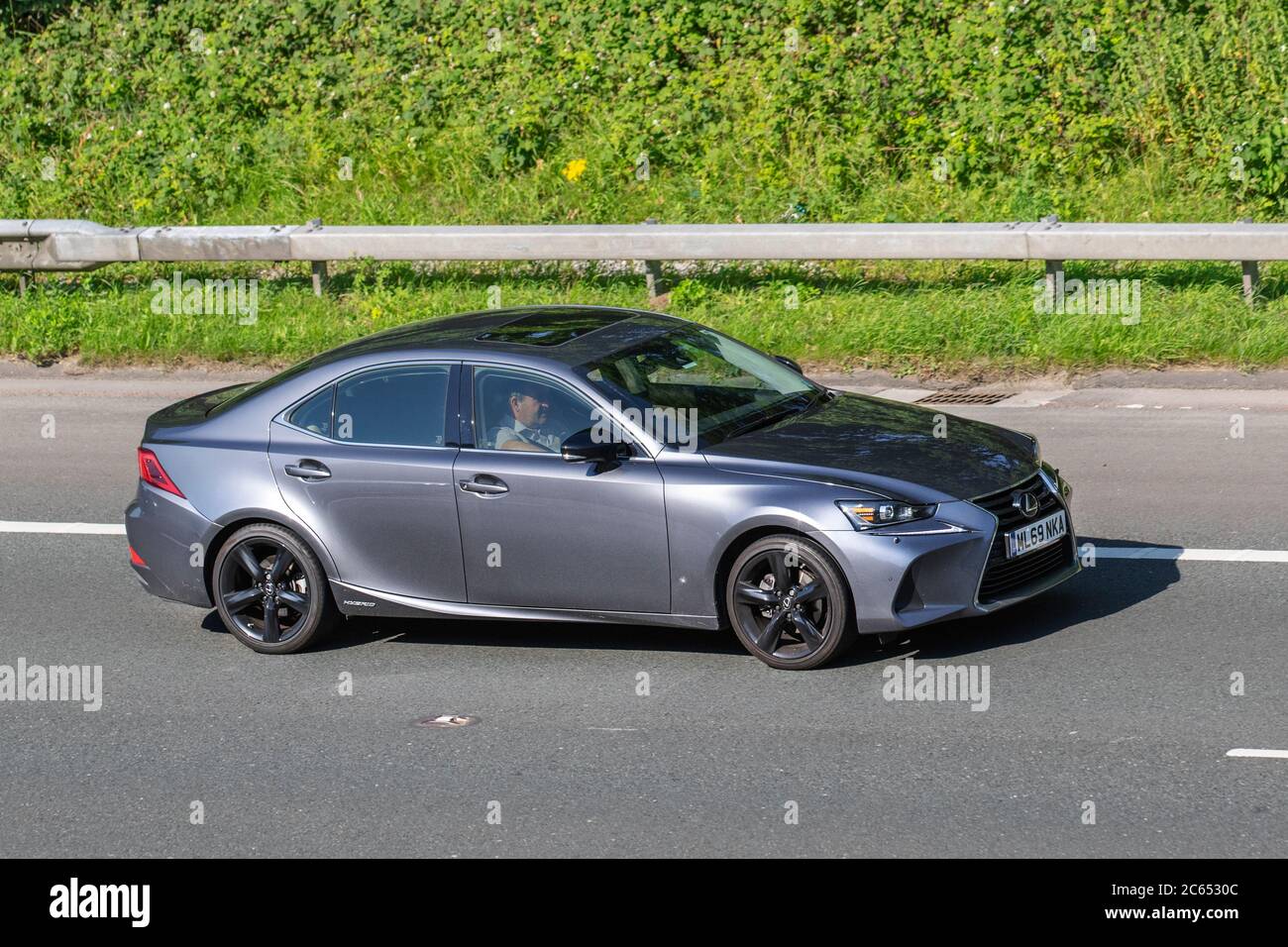 Lexus hybrid coupe hi-res stock photography and images - Alamy