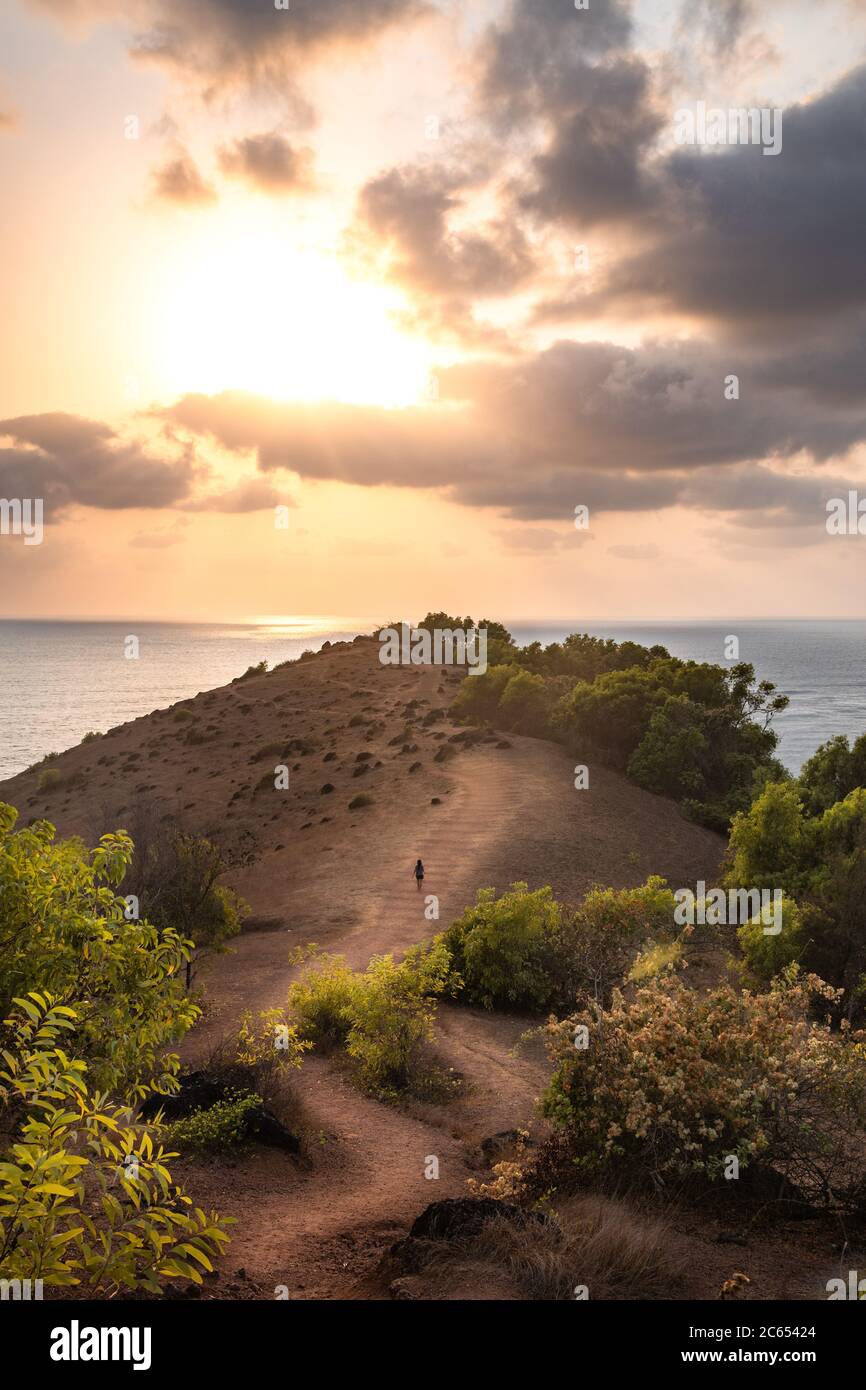 Ocean views, high cliffs and beaches of Goa are definitely so amazing ...