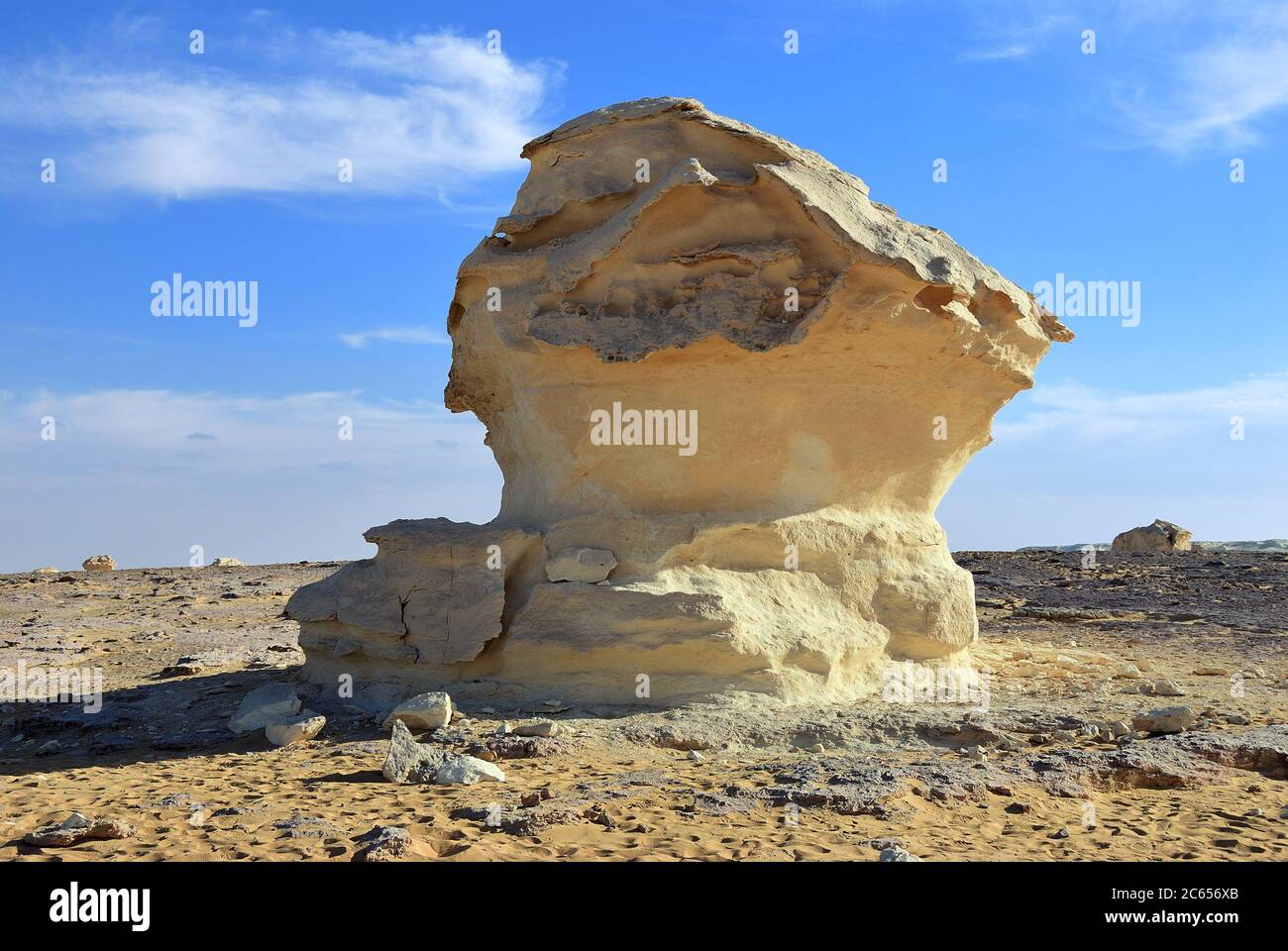 The limestone formation in White Desert at sunset, Sahara, Egypt Stock ...
