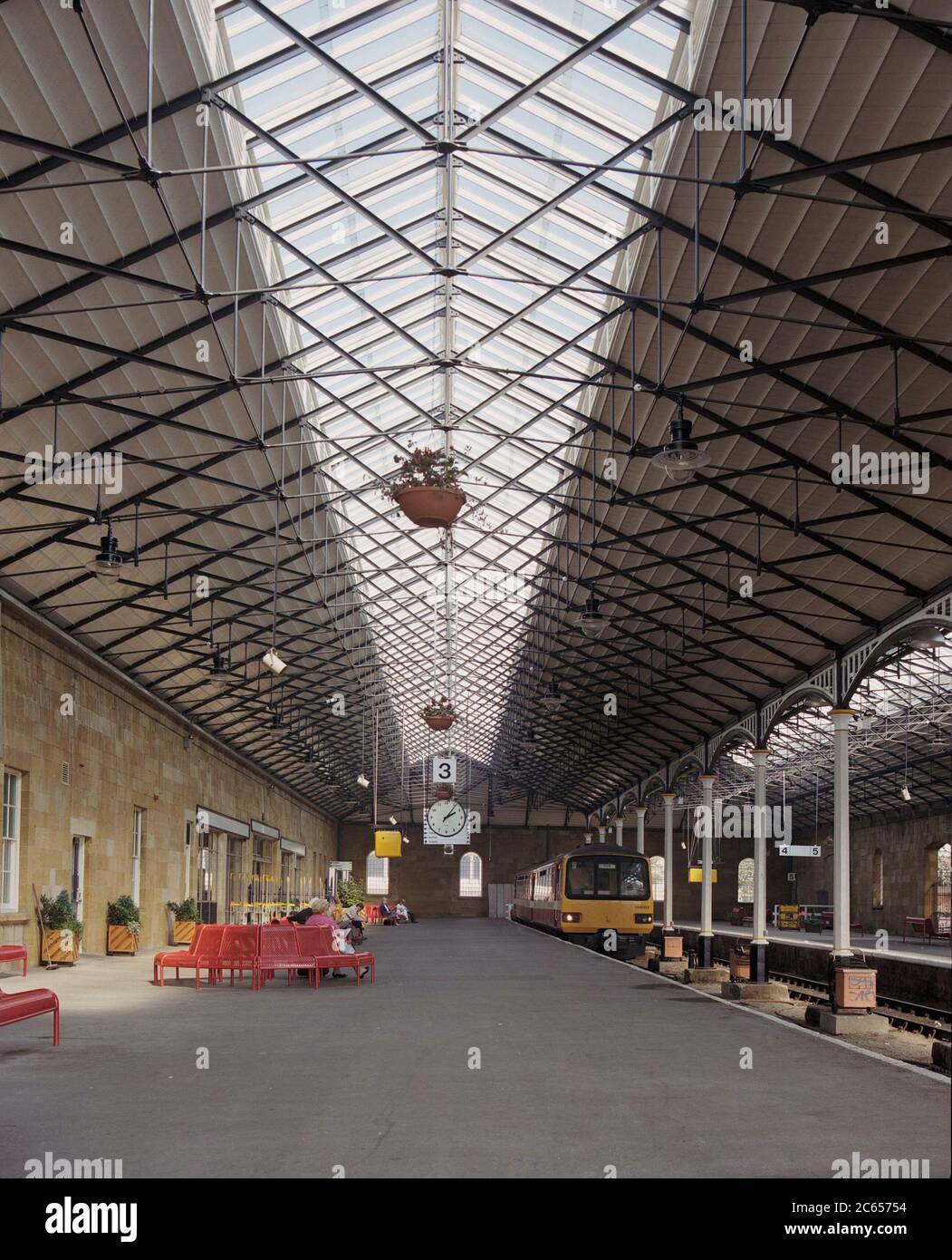 Scarborough Railway Station High Resolution Stock Photography and ...