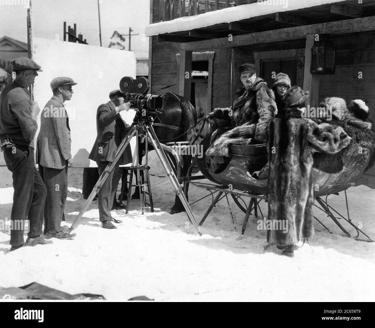 1920s film set chaplin hi-res stock photography and images - Alamy